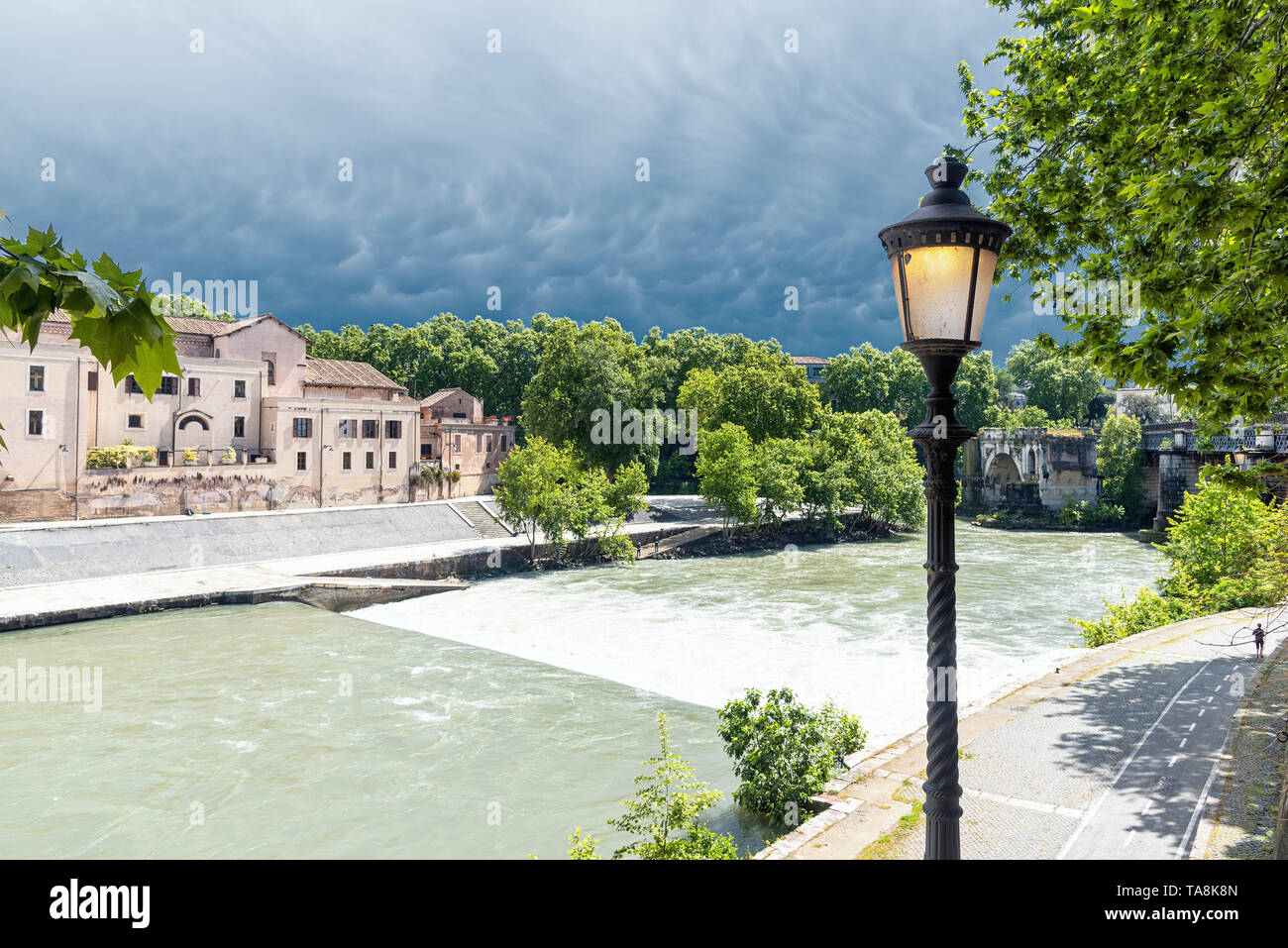 View of Tiber island - Tevere river - Rome - Italy Stock Photo - Alamy