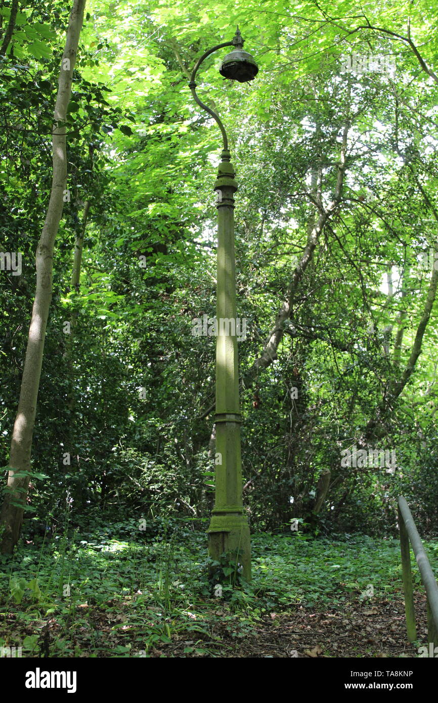 Broken Lamp Post High Resolution Stock Photography and Images - Alamy