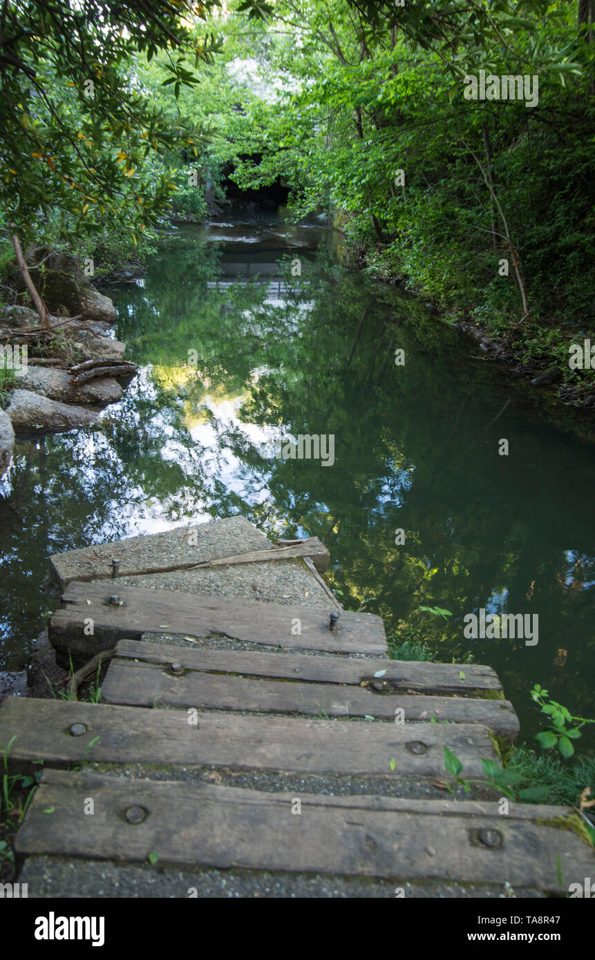 San Anselmo Creek runs through the center of San Anselmo, CA Stock ...