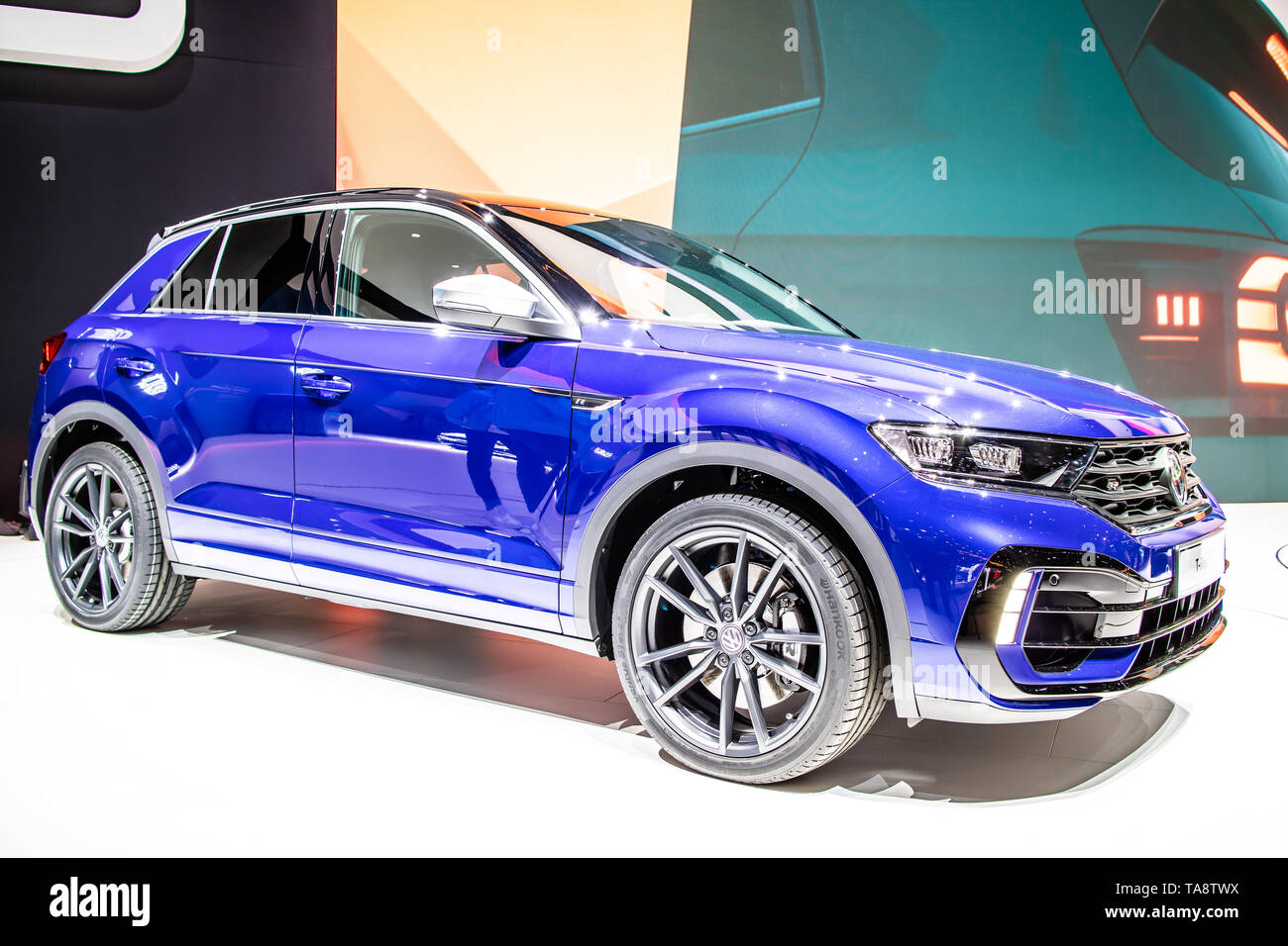 Volkswagen t roc r hi-res stock photography and images - Alamy