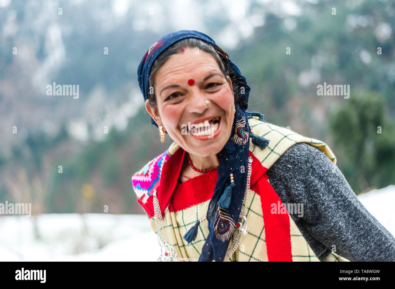 Woman in traditional dress manali hi-res stock photography and images ...