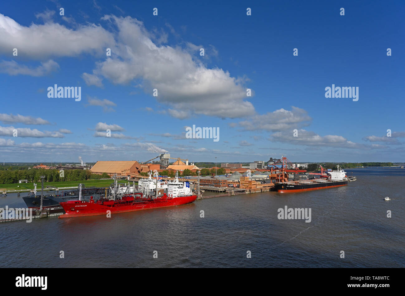 port of stade, germany - 2019.05.12: bulk carrier stc sentosa (imo ...