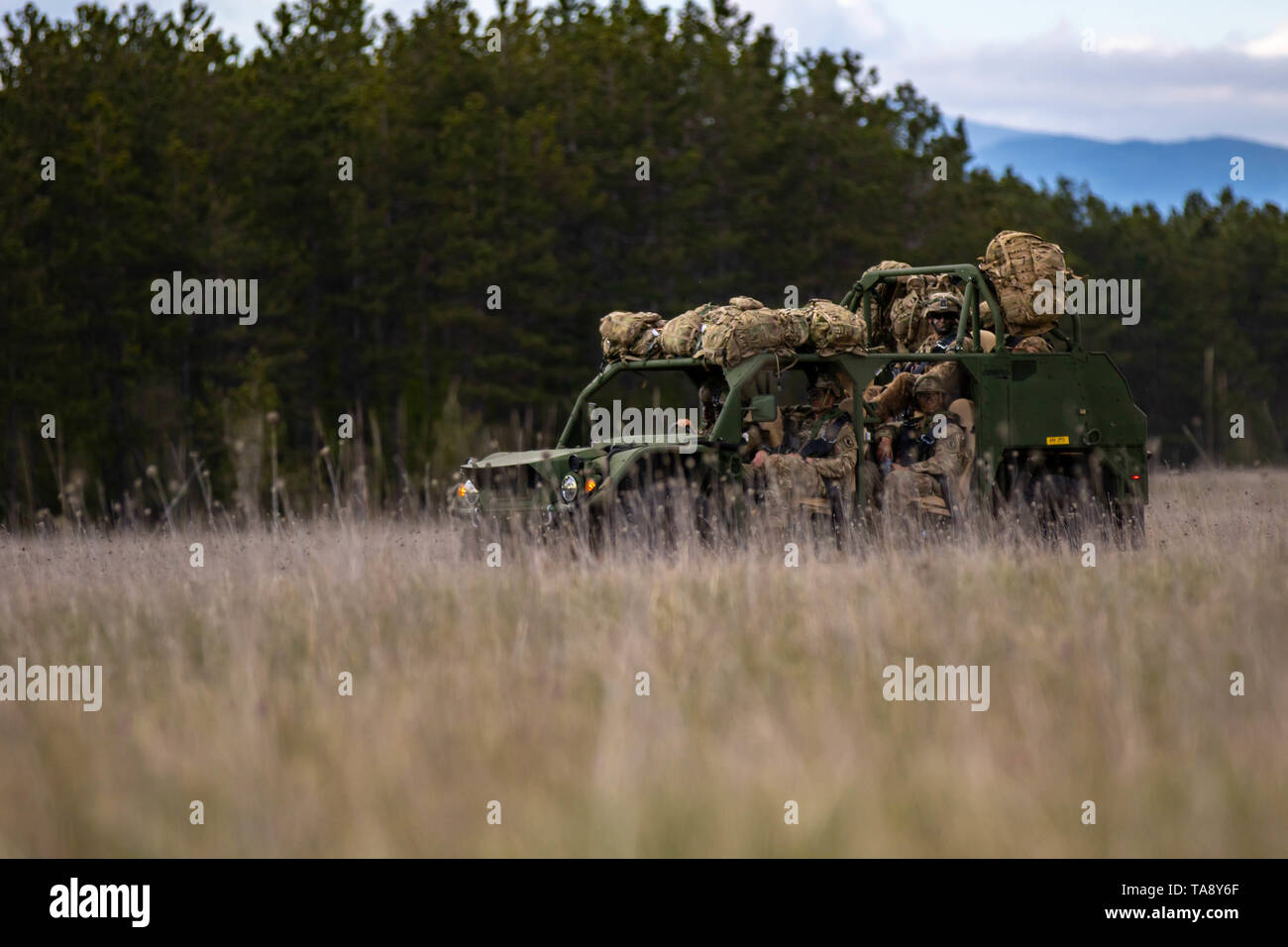 Armygroundmobilityvehicle hi-res stock photography and images - Alamy