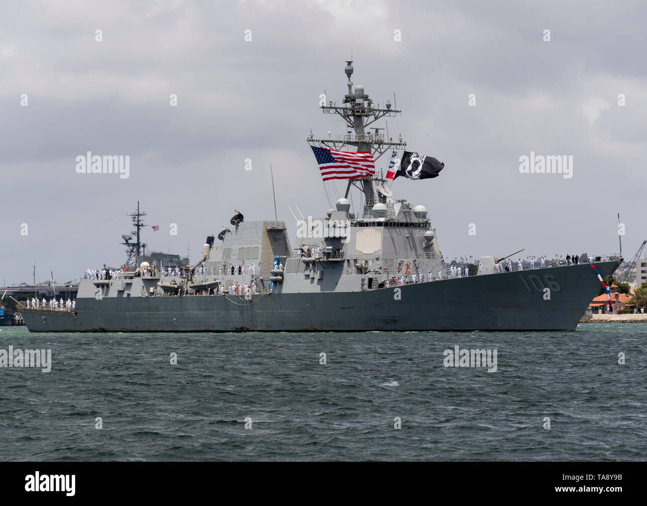 Uss stockdale ddg 106 hi-res stock photography and images - Alamy