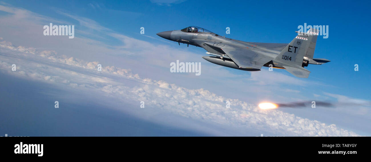 An F15-C Eagle pilot from the 40th Flight Test Squadron demonstrates ...