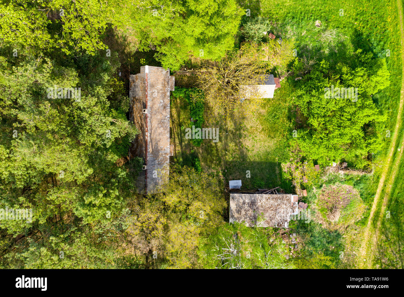 Aerial photo of old farm Stock Photo - Alamy
