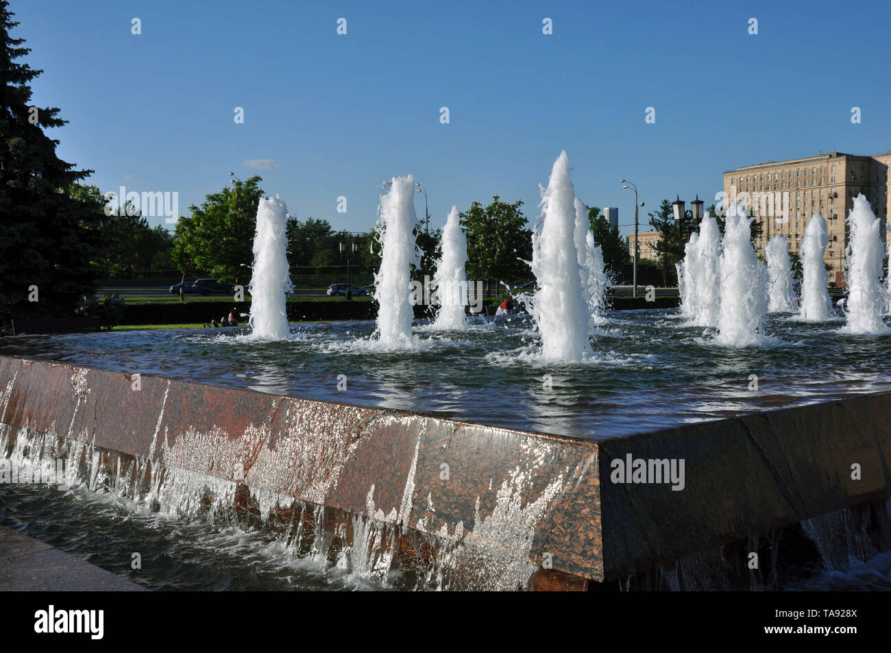 fountain in Victory Park in Moscow, Russian Federation Stock Photo - Alamy