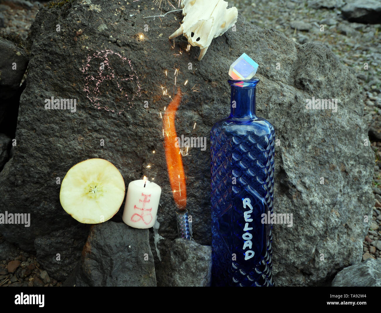 Reload symbol hi-res stock photography and images - Alamy