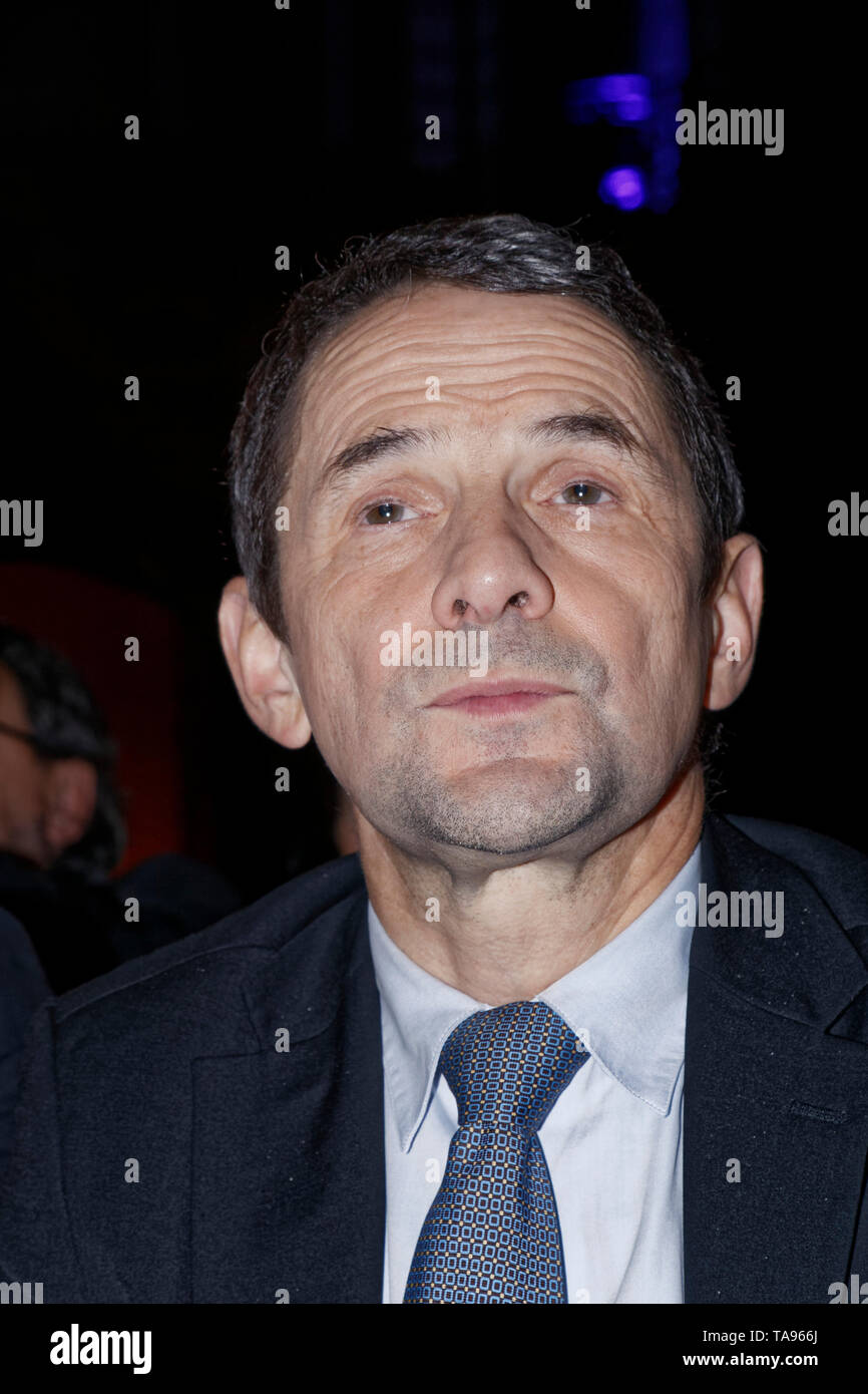 Paris, France. 8th December, 2015. Thierry Mandon attends the INRA ...