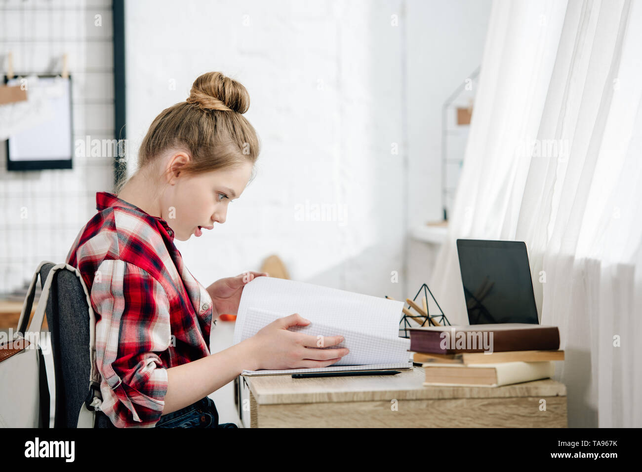 Teenager girl homework table hi-res stock photography and images - Alamy