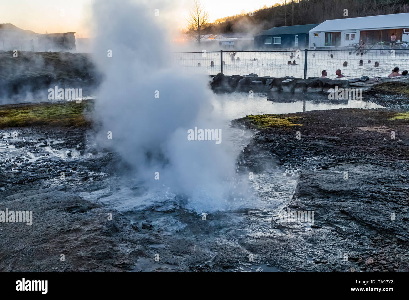 Golden circle model hi-res stock photography and images - Alamy