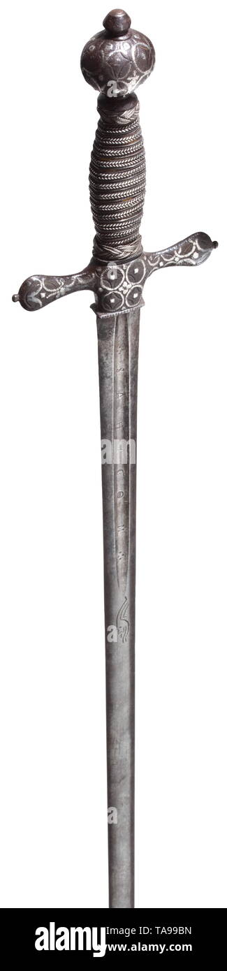 Silver wolf metal hi-res stock photography and images - Alamy