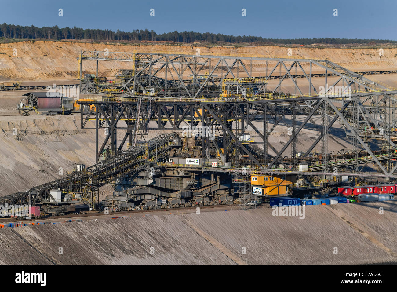 Braunkohle tagebau lausitz hi-res stock photography and images - Alamy