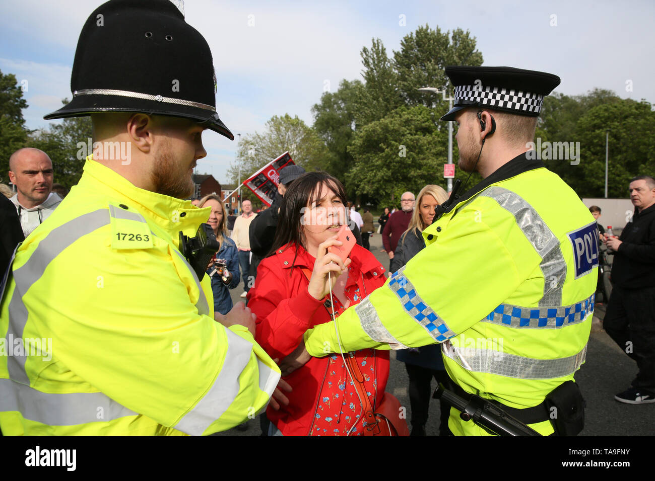 Angry edl supporter hi-res stock photography and images - Alamy