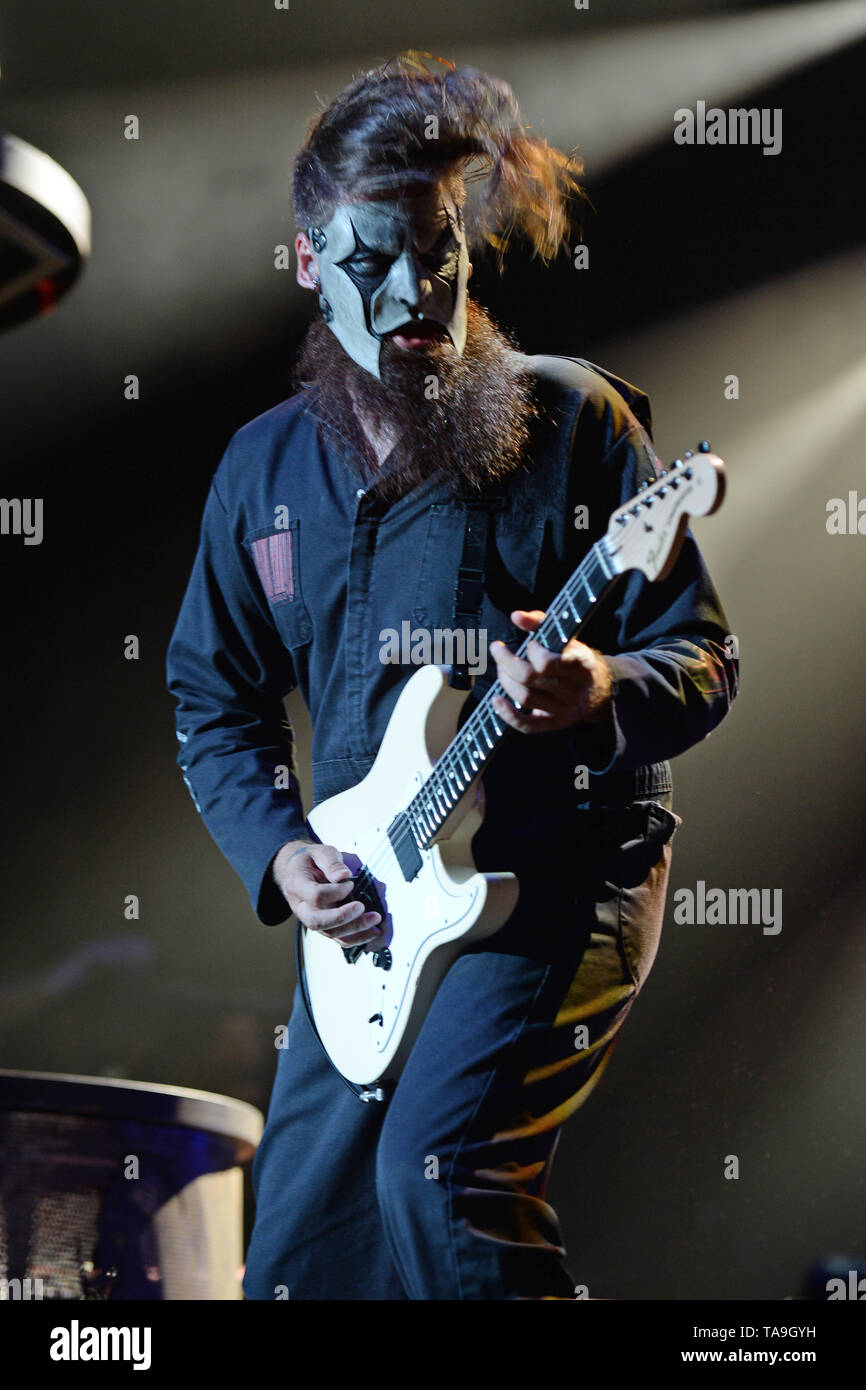 Jim root slipknot hi-res stock photography and images - Alamy