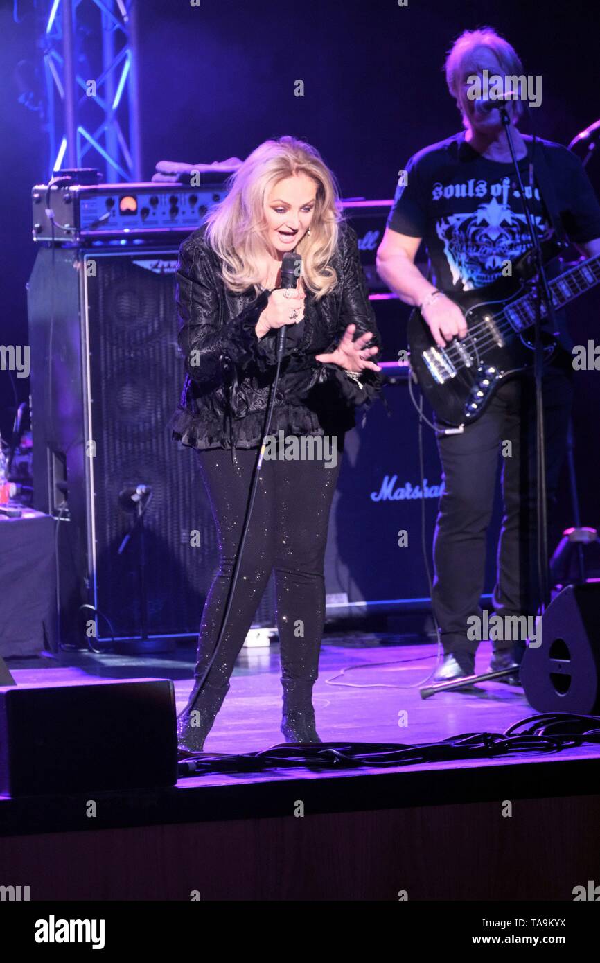 Bonnie tyler 2019 hi-res stock photography and images - Alamy
