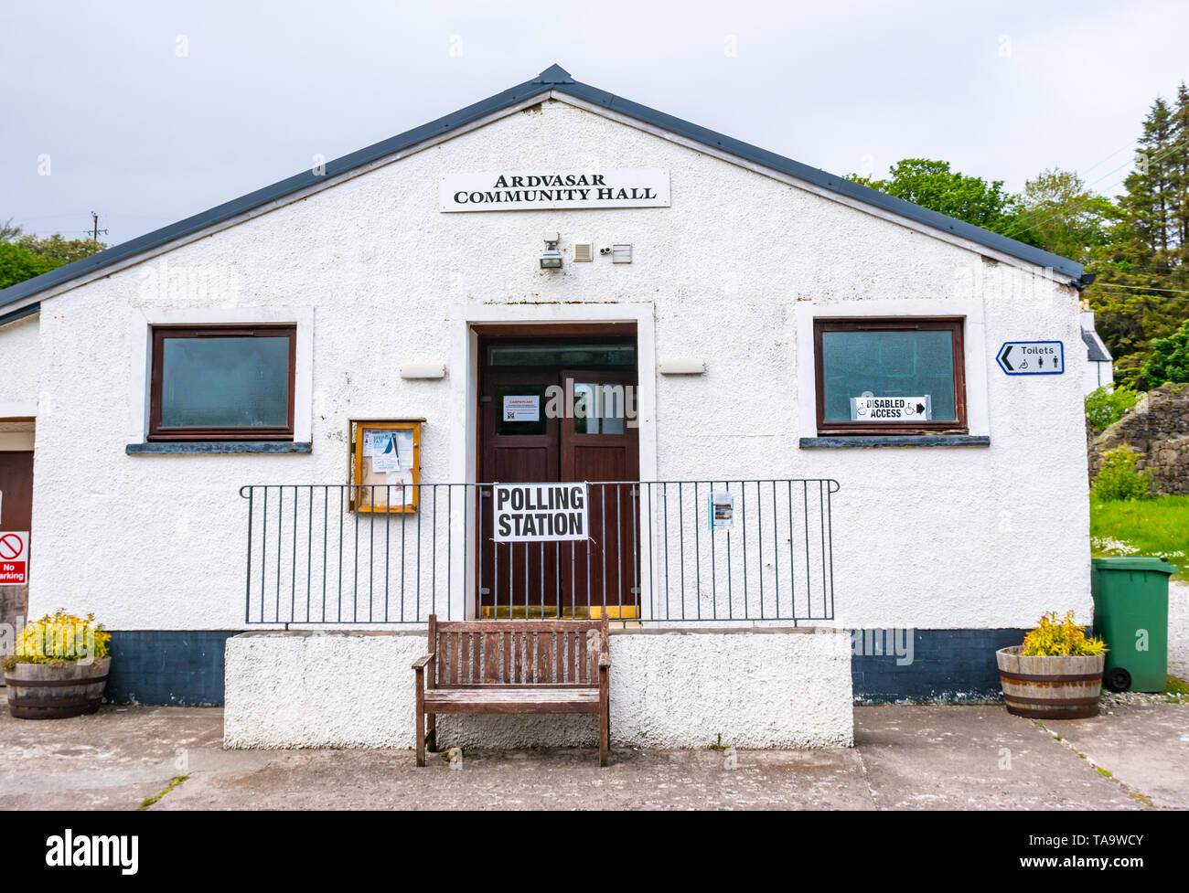 Ardvasar village hall hi-res stock photography and images - Alamy