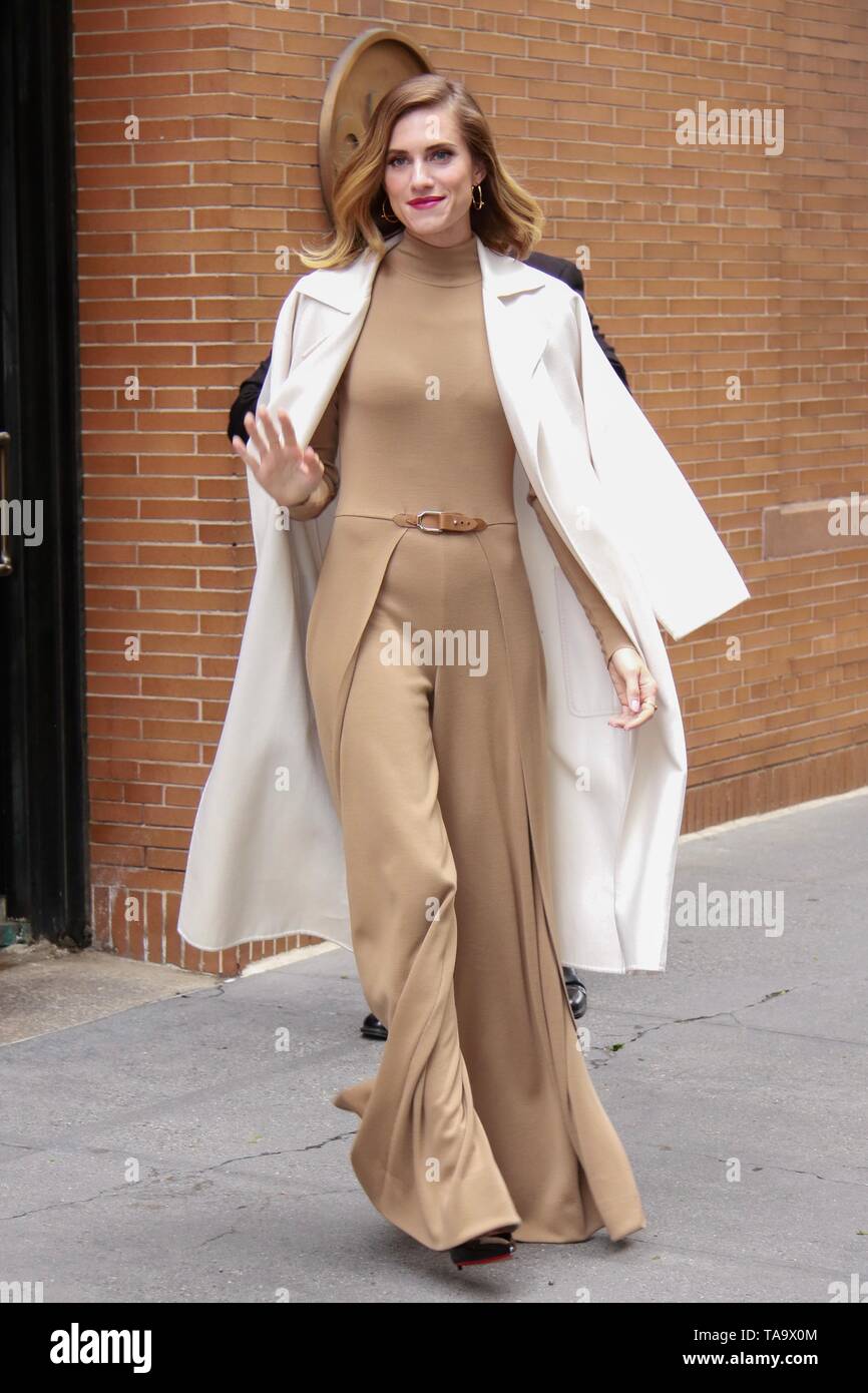 Allison williams 2019 hi-res stock photography and images - Alamy