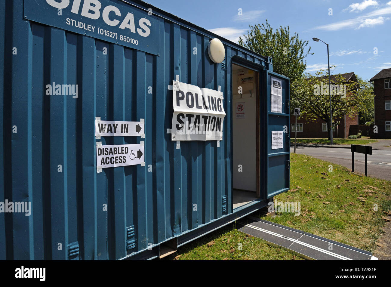 Wolverhampton, UK. 23rd May 2019. A converted shipping container in use ...