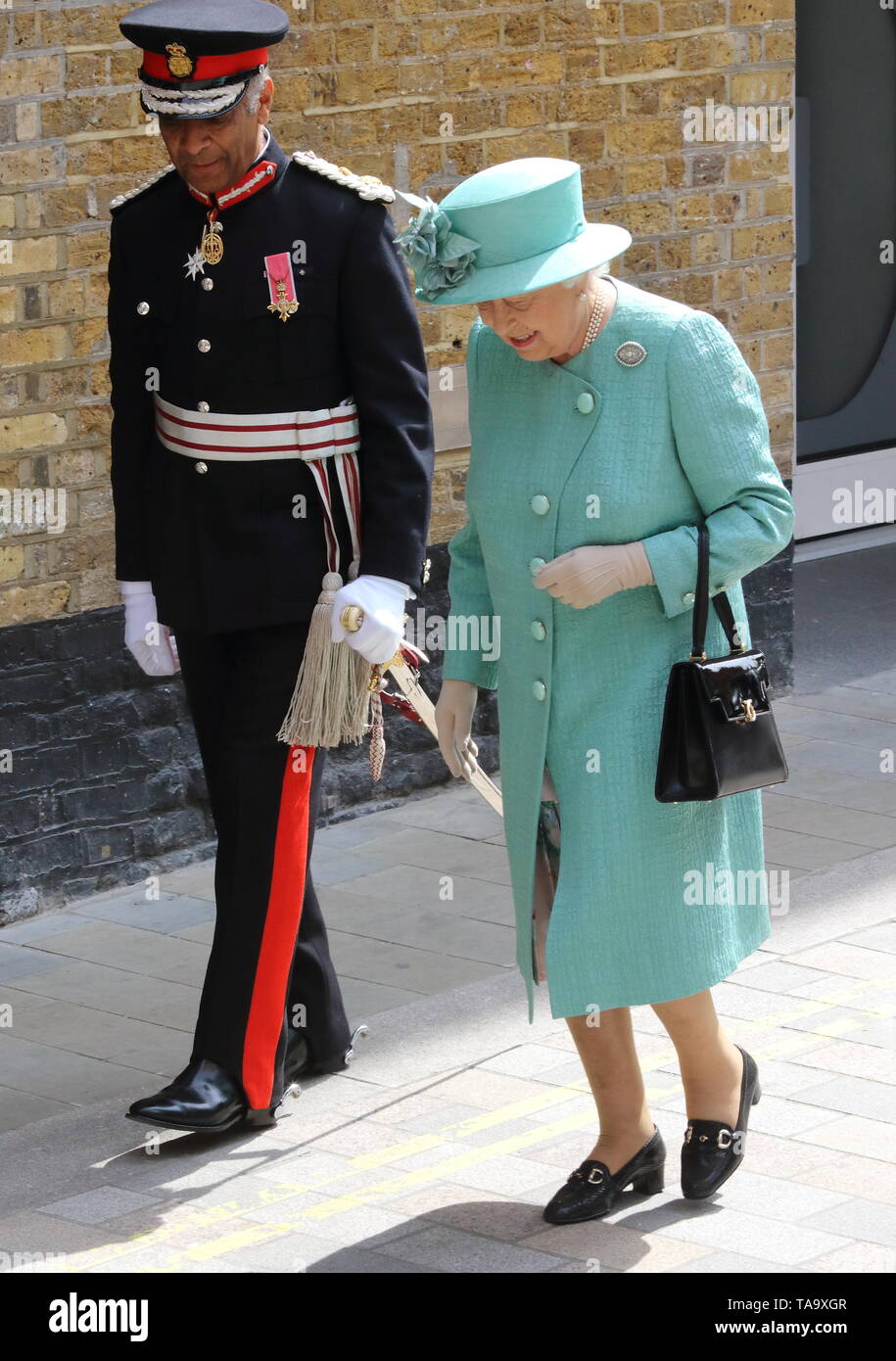 Elizabeth keith hi-res stock photography and images - Alamy