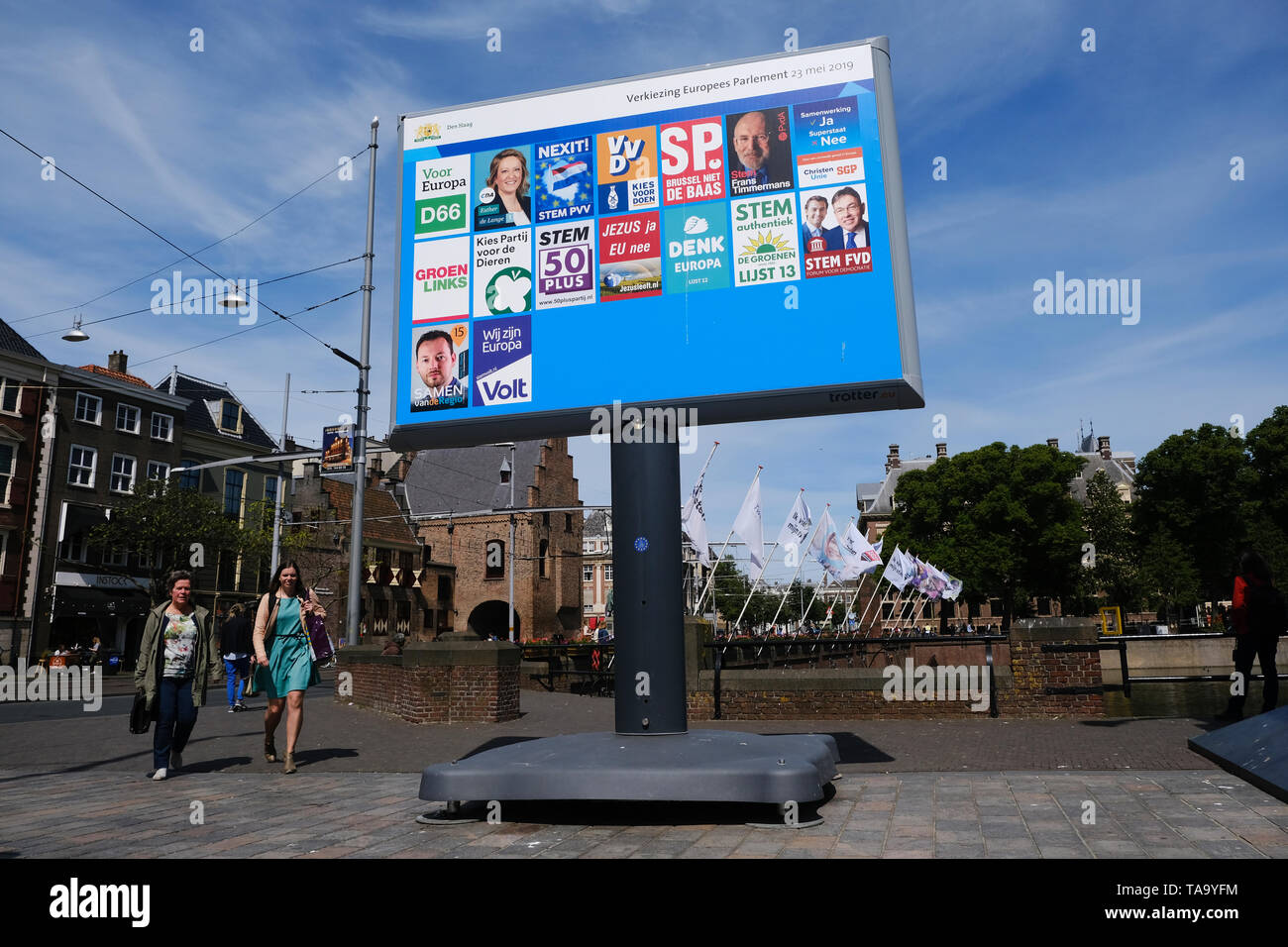 Vote conservative poster 2019 hi-res stock photography and images - Alamy