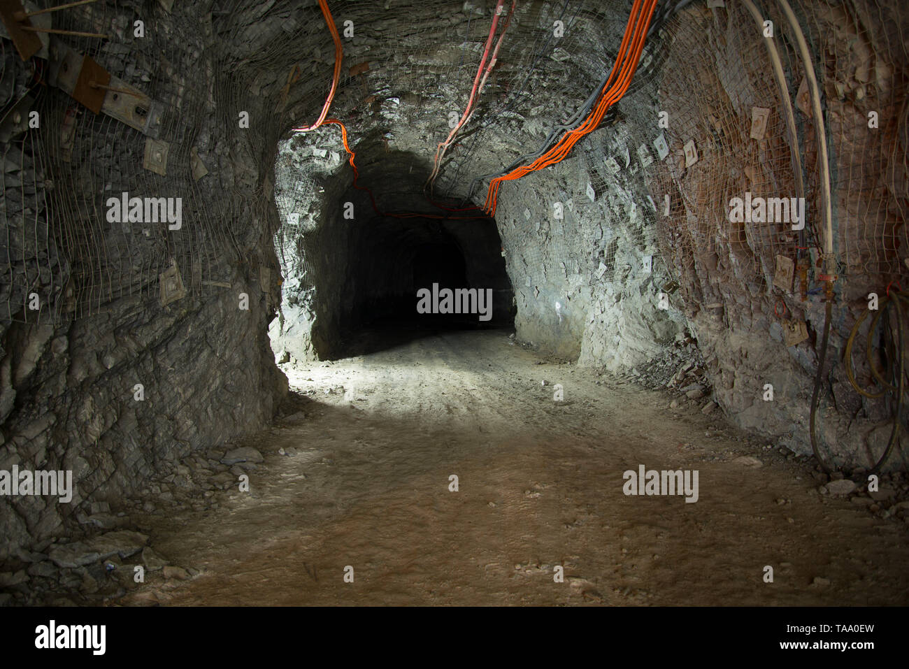 Deep mine hi-res stock photography and images - Alamy