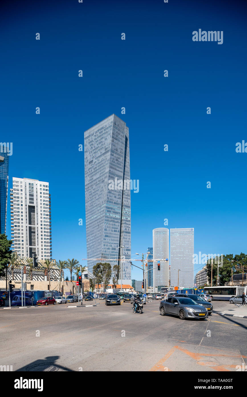 Israel, Tel Aviv-Yafo - 08 March 2019: Azrieli Sarona high-rise office ...