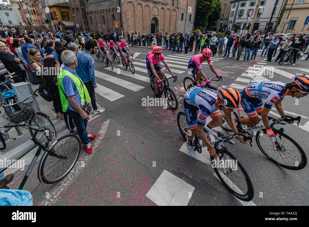 Cycling parma hi-res stock photography and images - Alamy