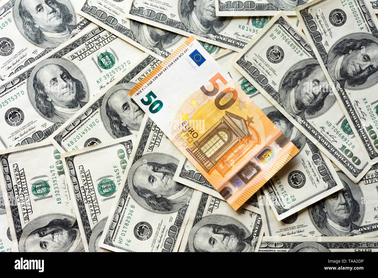 100 euro banknote back hi-res stock photography and images - Alamy