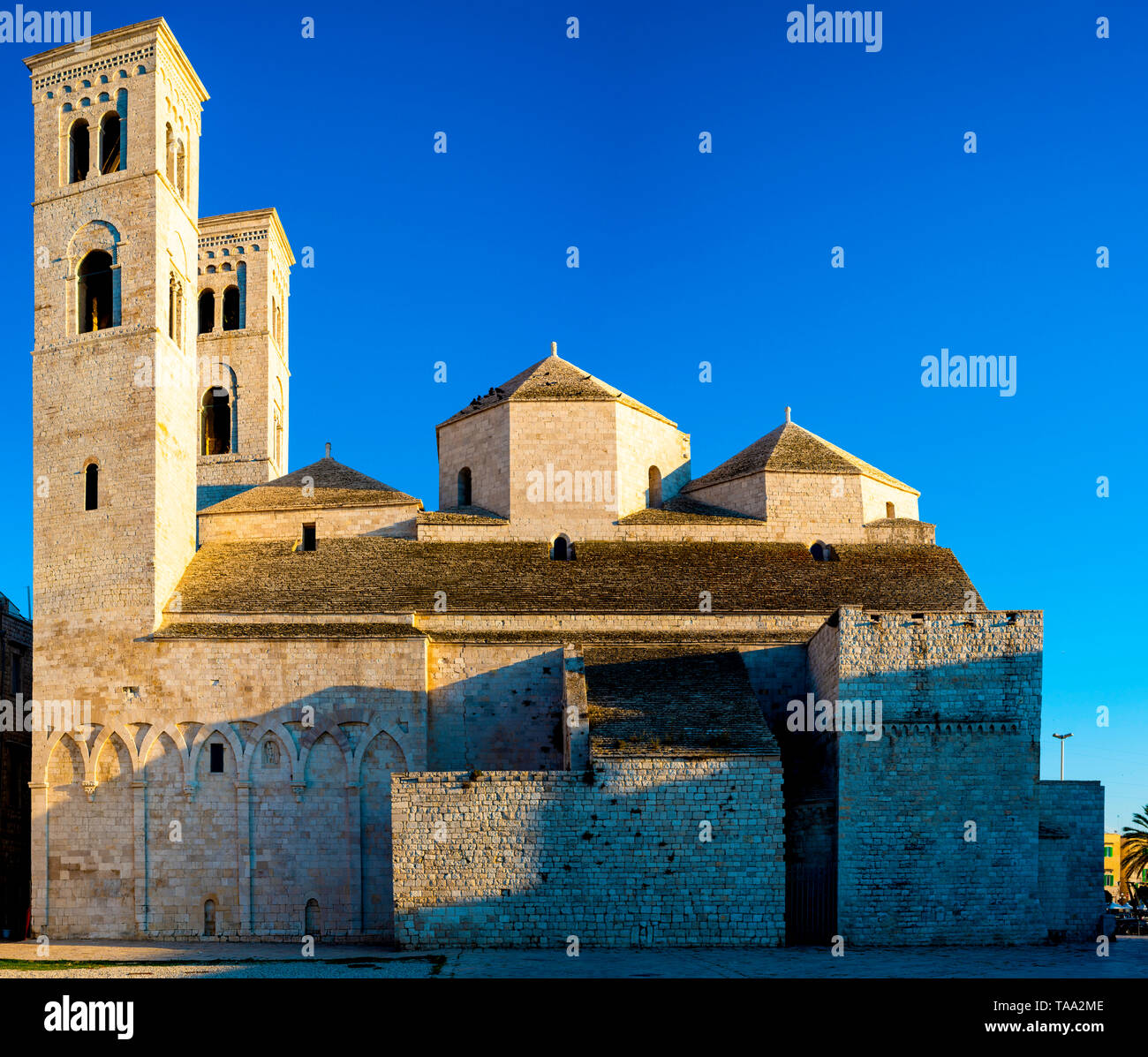 Apulian romanesque architecture hi-res stock photography and images - Alamy