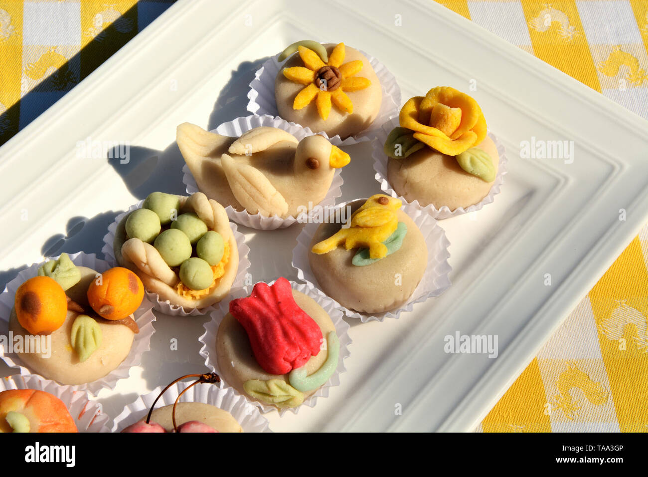 Algarve's traditional pastry. Portugal Stock Photo - Alamy