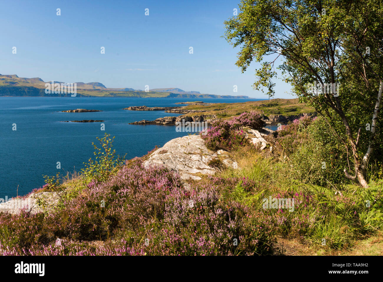 Hebridean view hi-res stock photography and images - Alamy