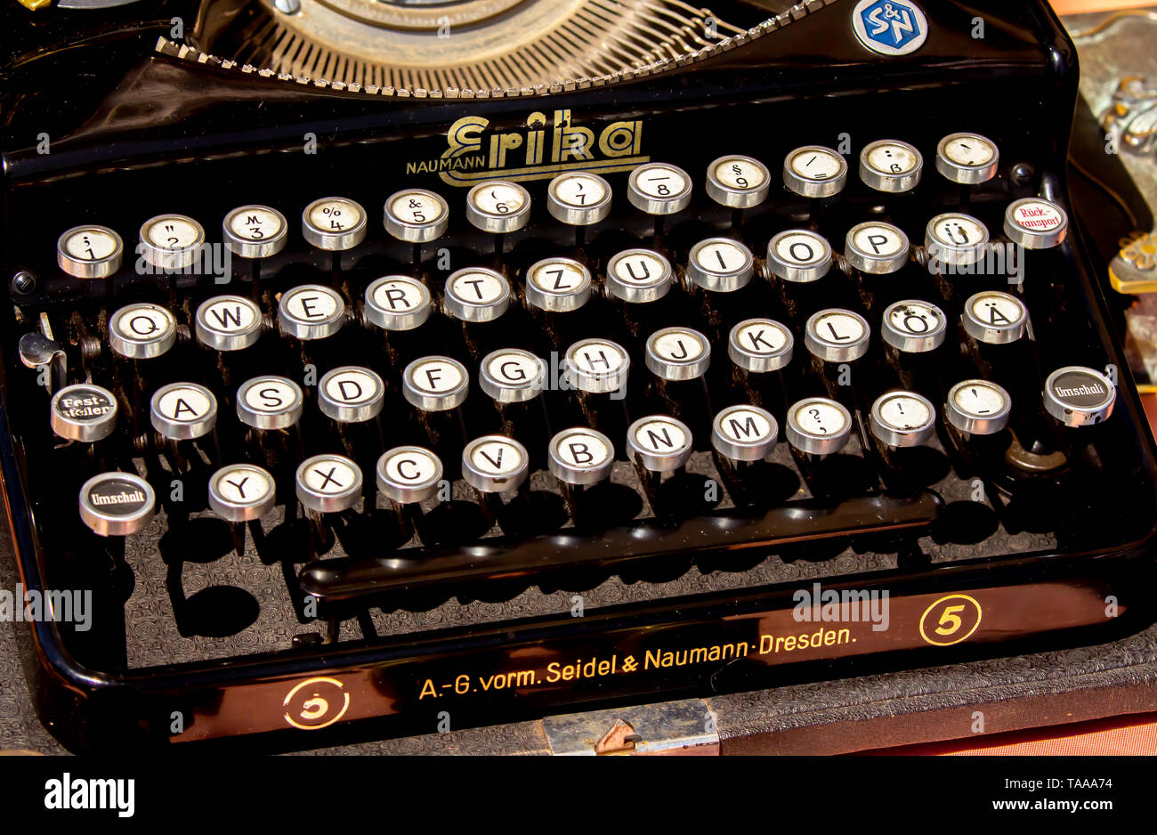 Bucharest, Romania - May 12, 2019: A typewriting machine with qwertz ...