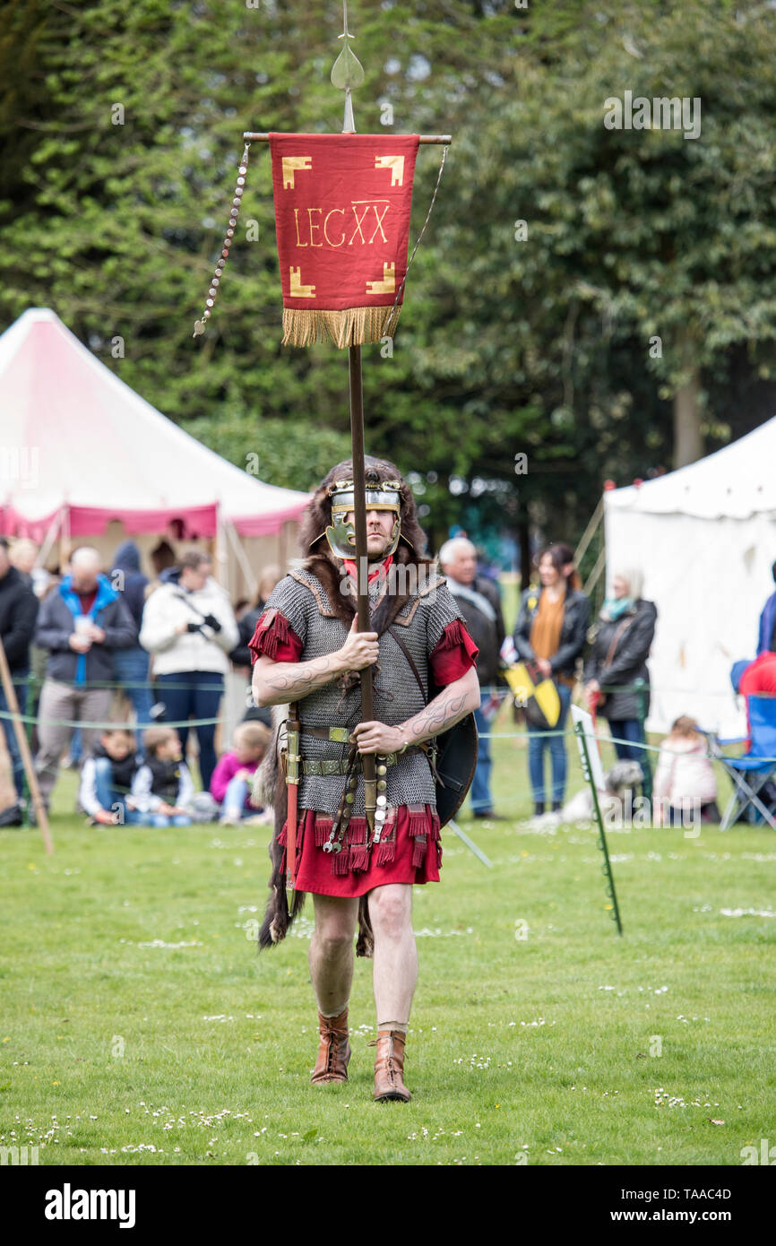 Ermine Street Guard show Imperial Roman Army at Wrest Park, England ...