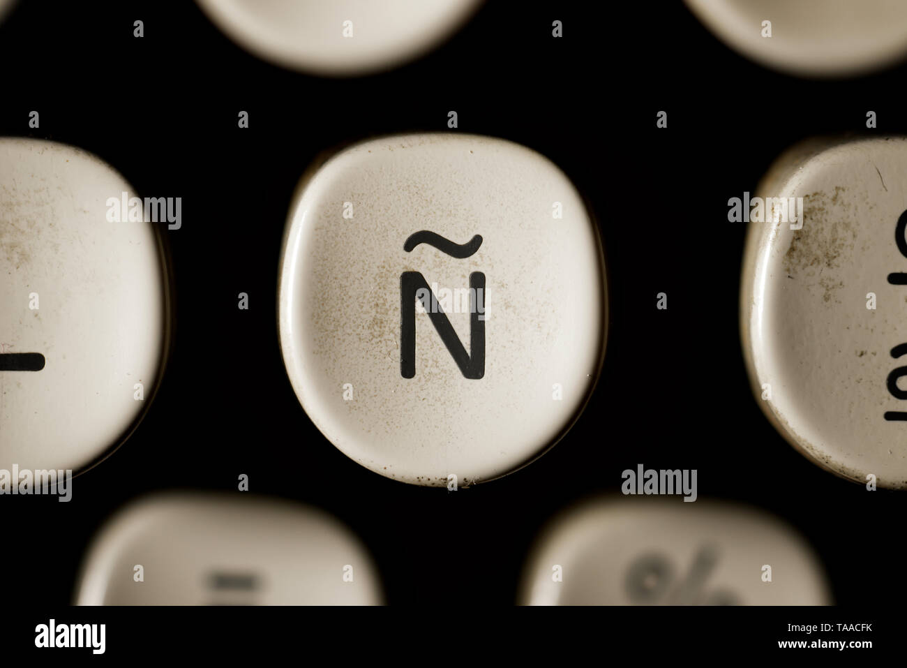 Spanish letter of the keyboard of an old typewriter Stock Photo - Alamy