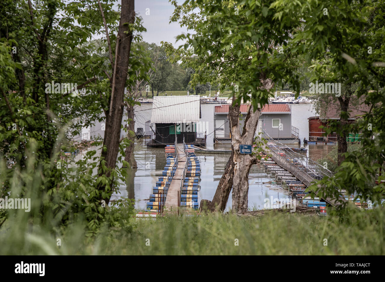 Belgrade, Serbia - Row of raft houses moored at the shoreline of Ada ...