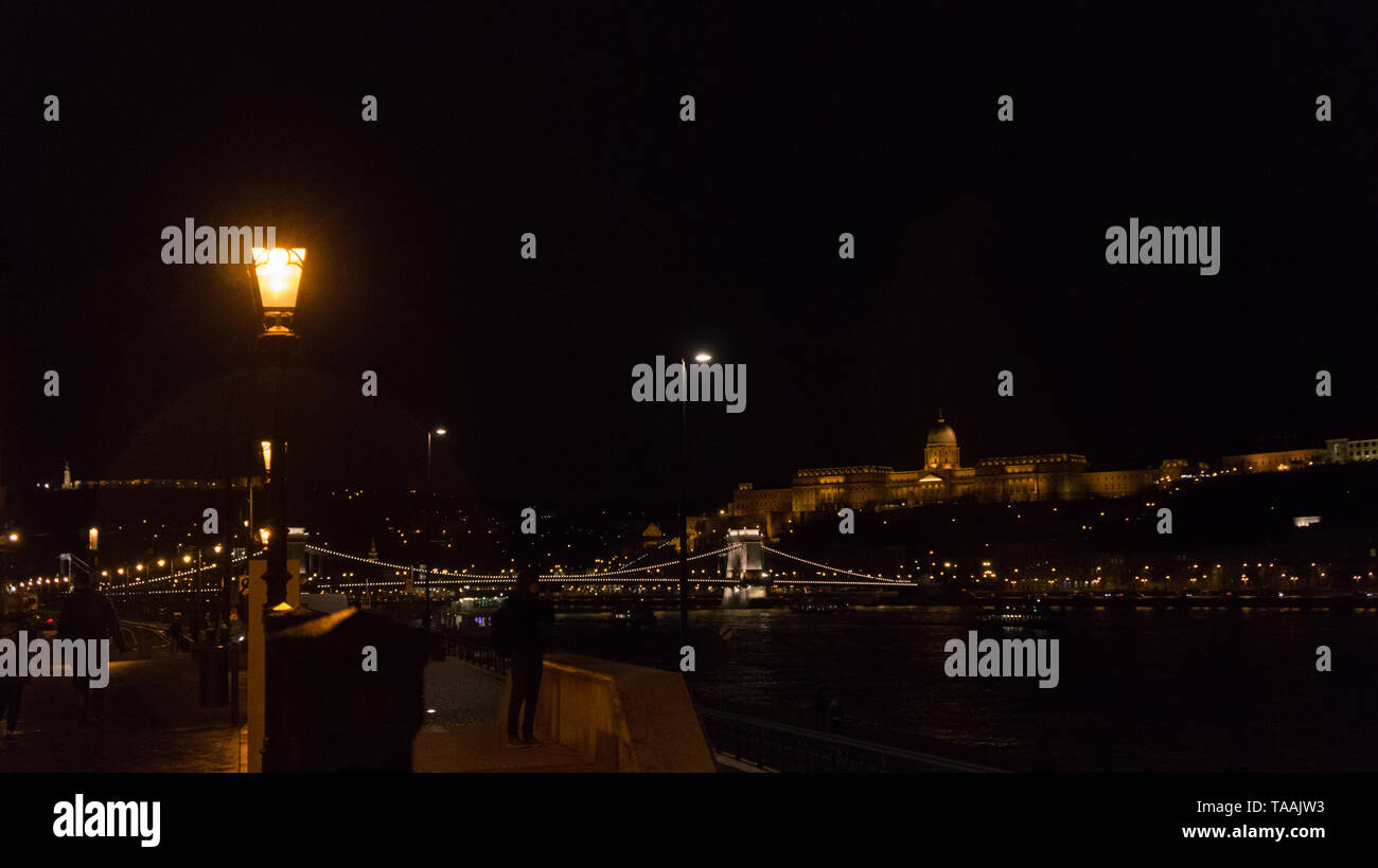 the Buda Castle Quarter with the Chain Bridge in the evening Stock ...