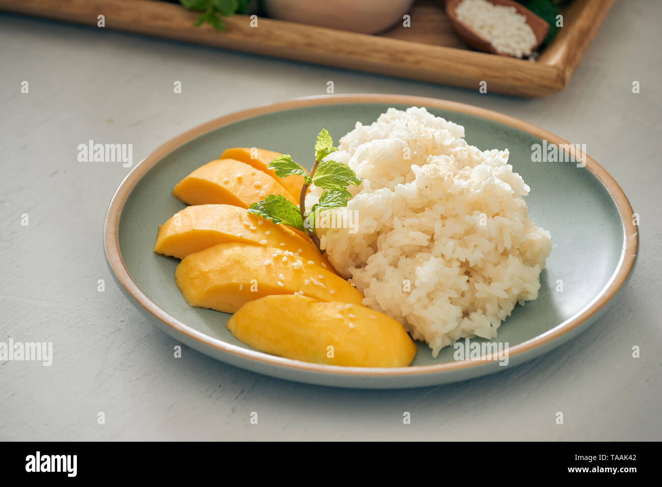 mango with sticky rice - popular traditional dessert of Thailand Stock ...