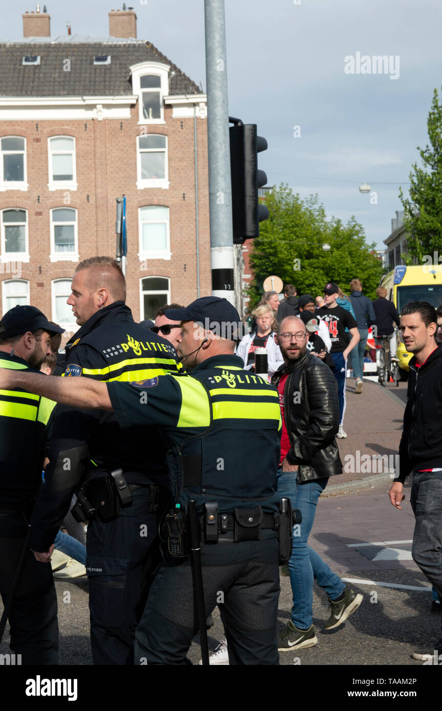Police Controlling Crowd High Resolution Stock Photography and Images ...
