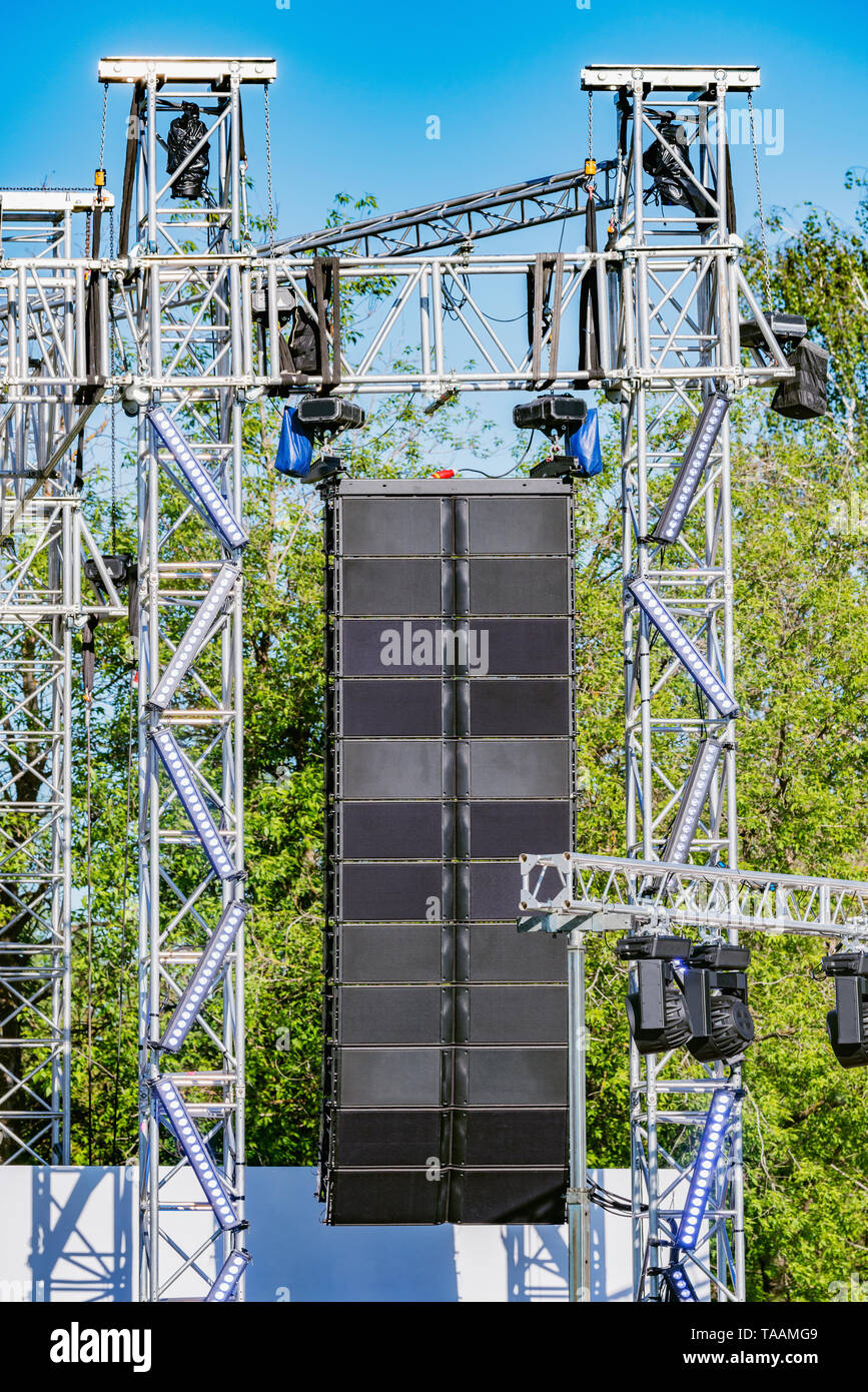 Stadium speaker system hi-res stock photography and images - Alamy