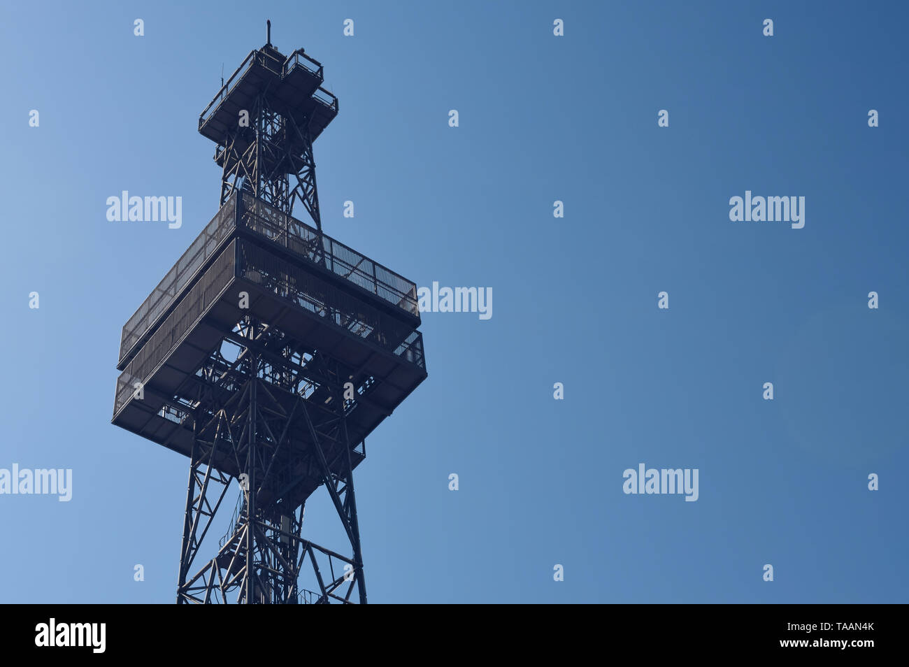 Parachute tower at Baku boulevard with vlue sky background Stock Photo ...