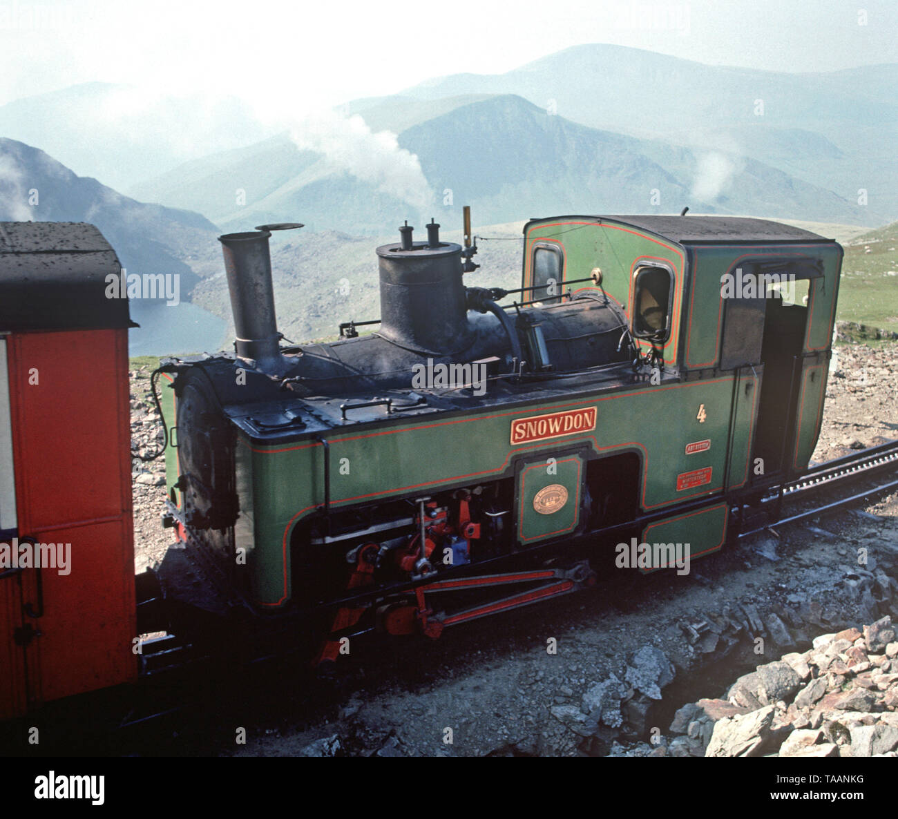 Snowdon Mountain Railway rack and pinion steam locomotive reaching ...