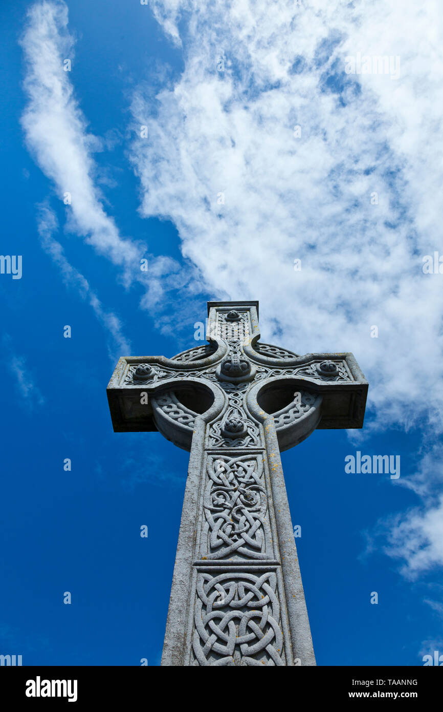 Celtic cross. Kilronan Village. Inishmore Island, Aran Islands, Galway ...