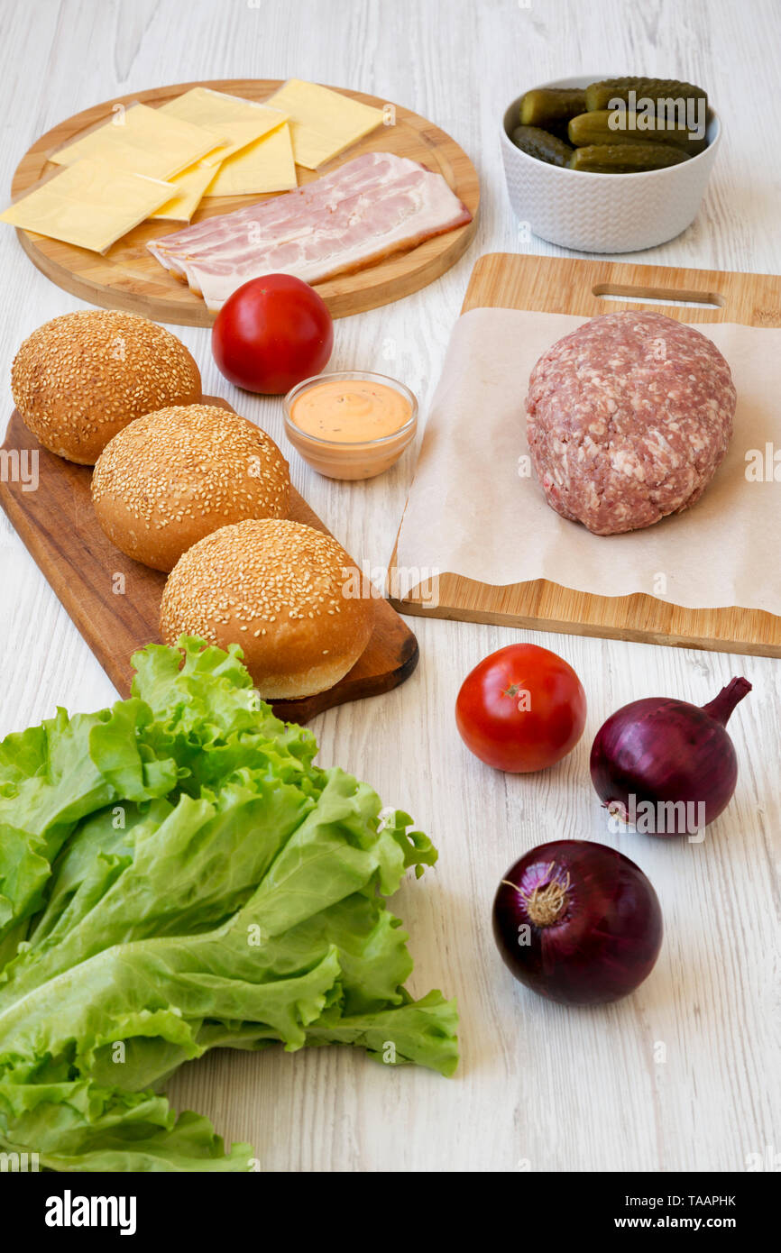 Cheeseburger side view sesame bun hi-res stock photography and images ...