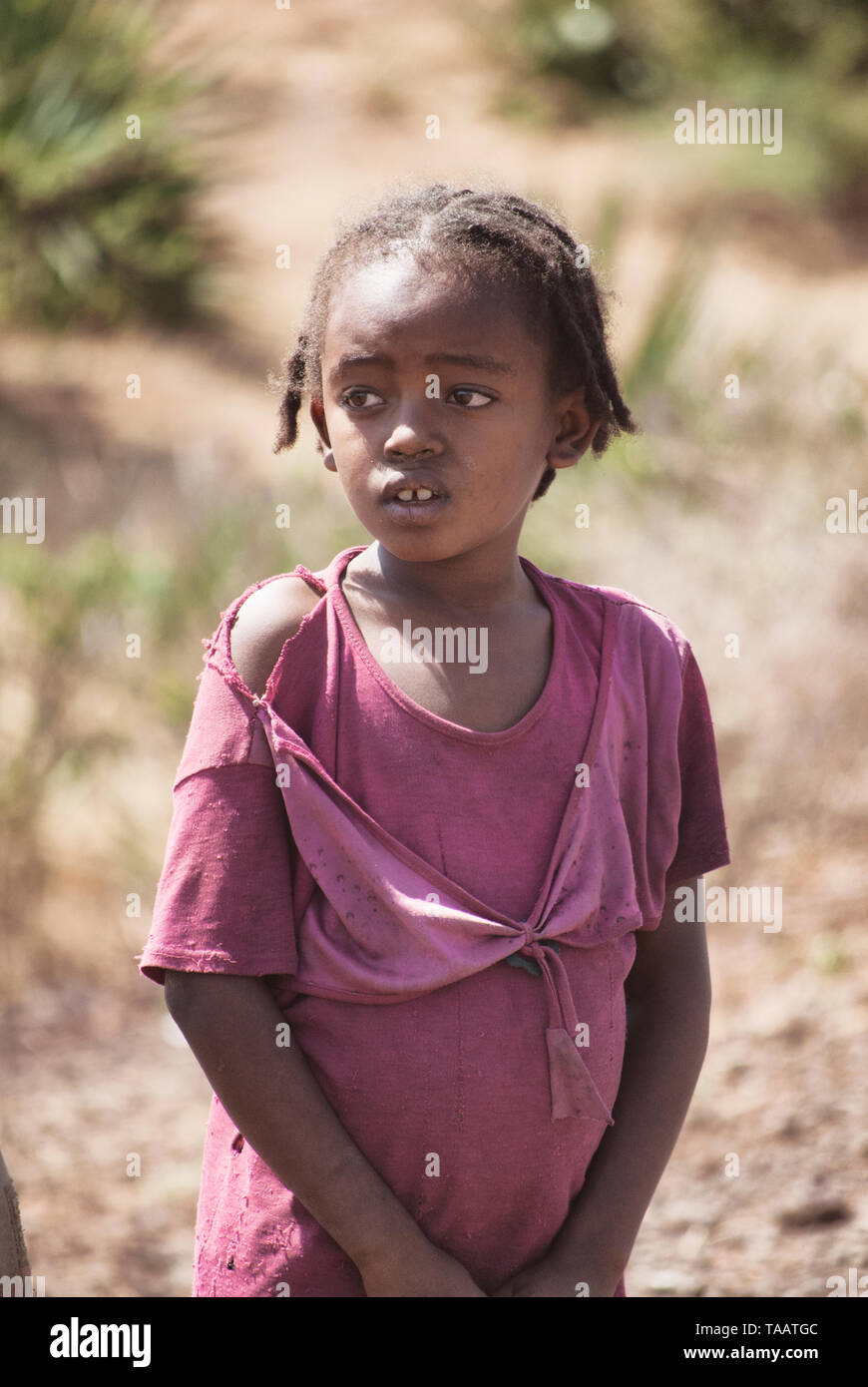 Little girl in rural area, Ethiopia. Land grabbing leaves many ...