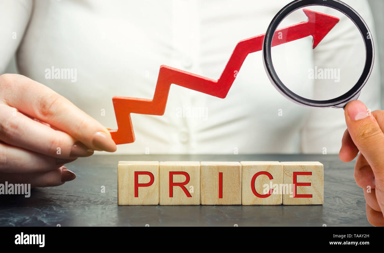 Business pricing chart hi-res stock photography and images - Alamy