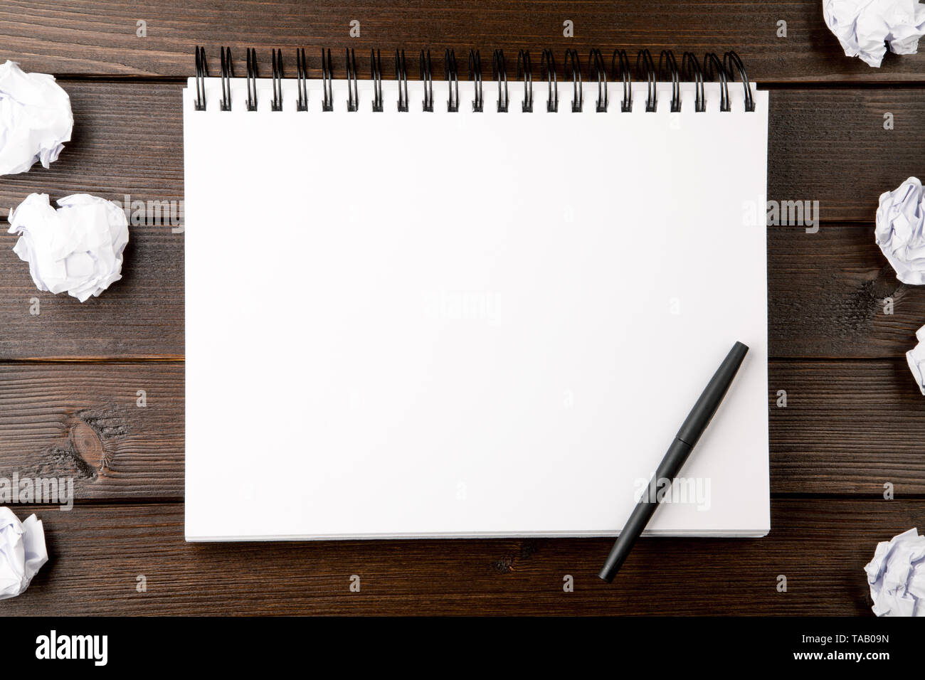 Pad paper crumpled hi-res stock photography and images - Alamy