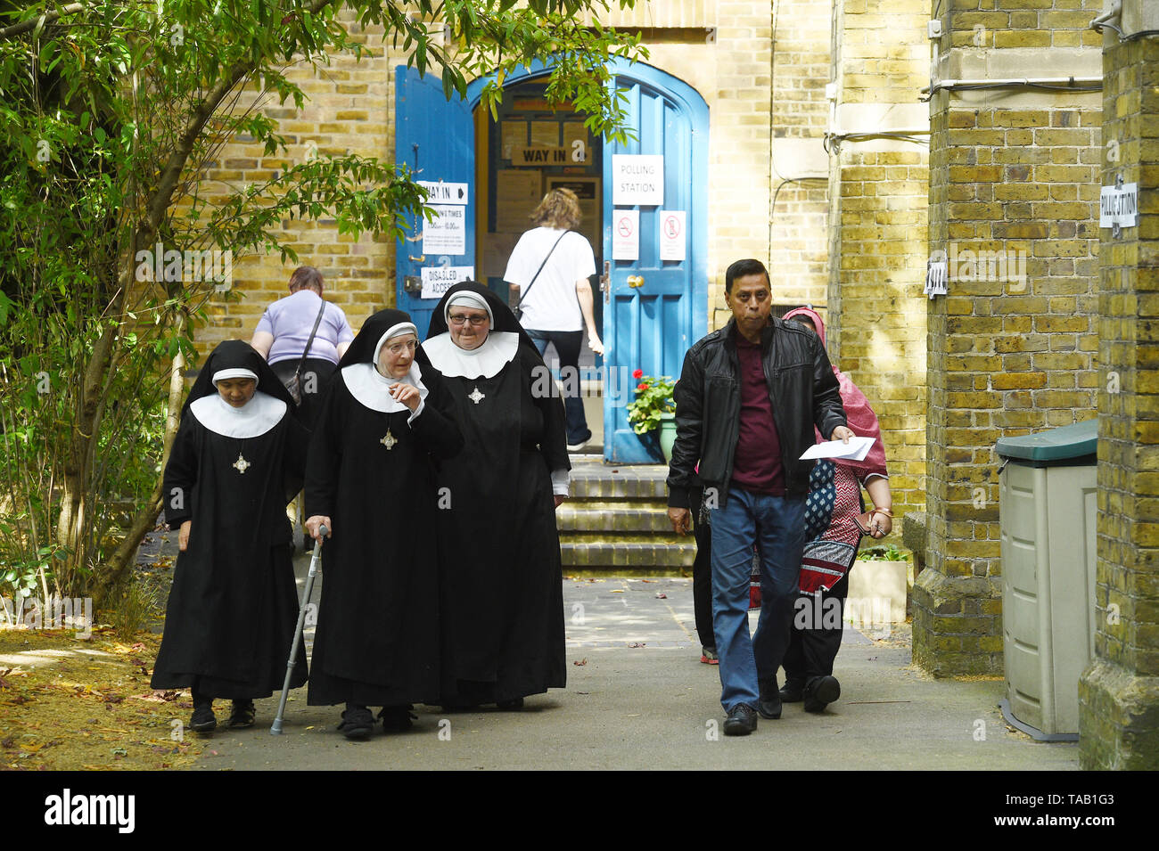 John xavier hi-res stock photography and images - Alamy