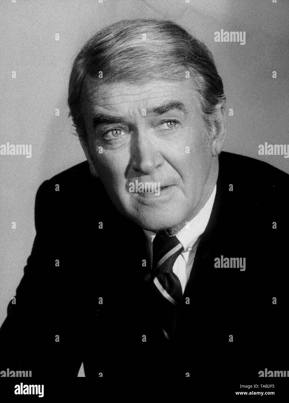 James stewart portrait hi-res stock photography and images - Alamy