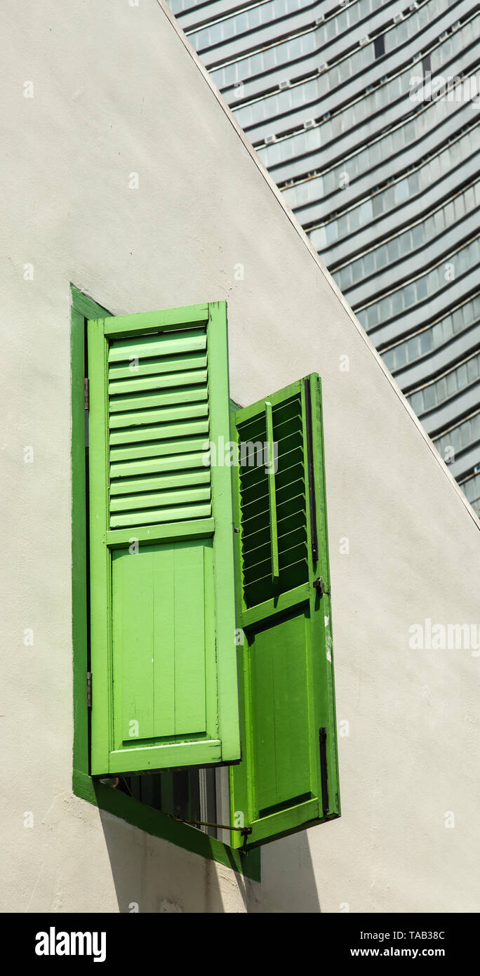 Chinese style colorful building facade hi-res stock photography and ...